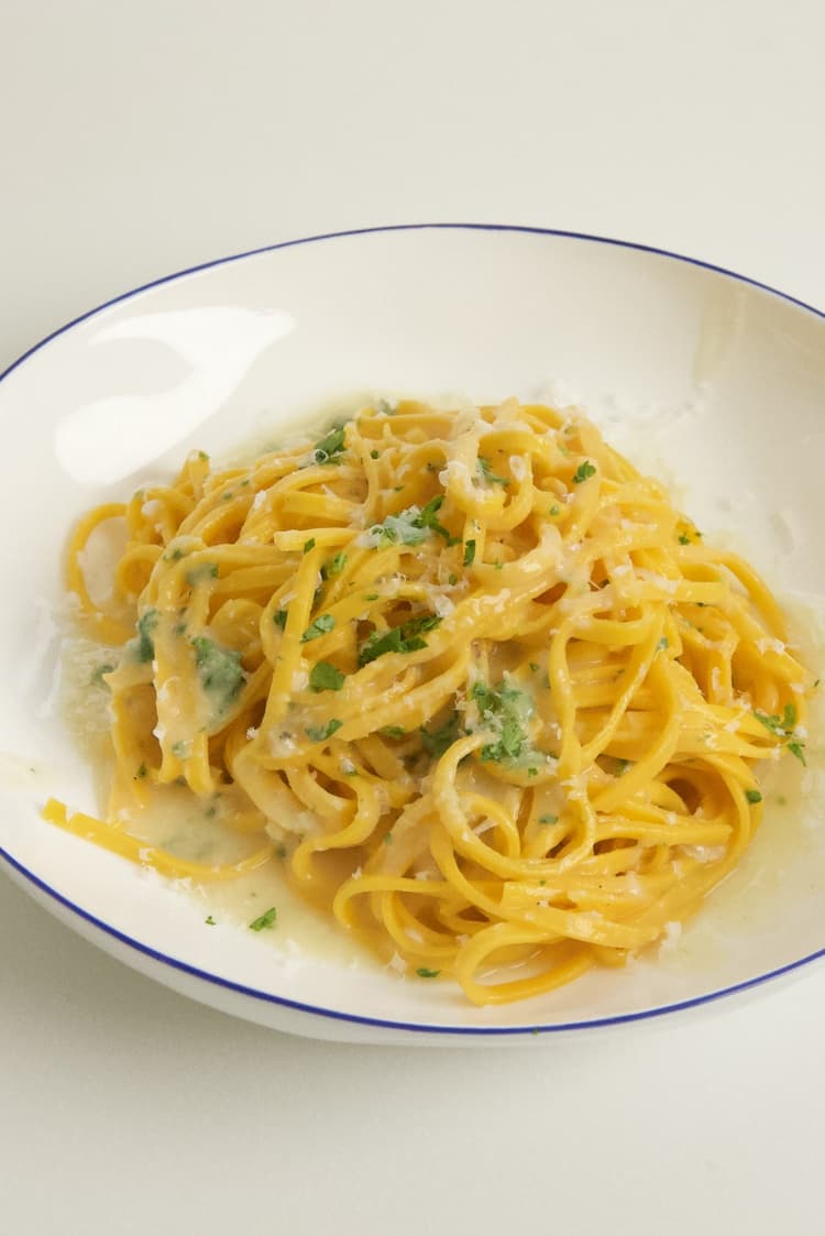 Chitarra With Roasted Garlic Sauce • Mateo Kitchen